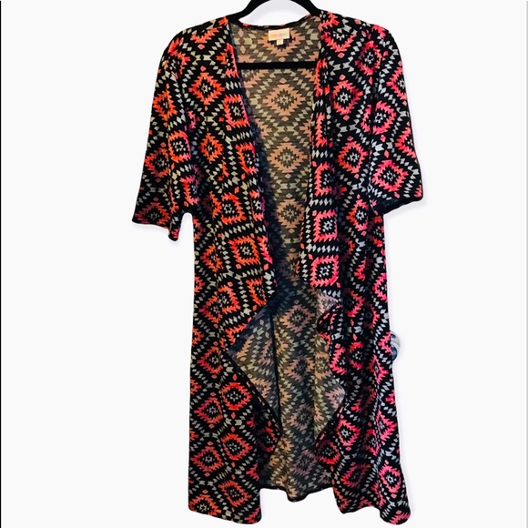 Lularoe Kimonos And Yukatas Euc Lularoe Shirley Aztec Black Pink Design Sz Small Poshmark